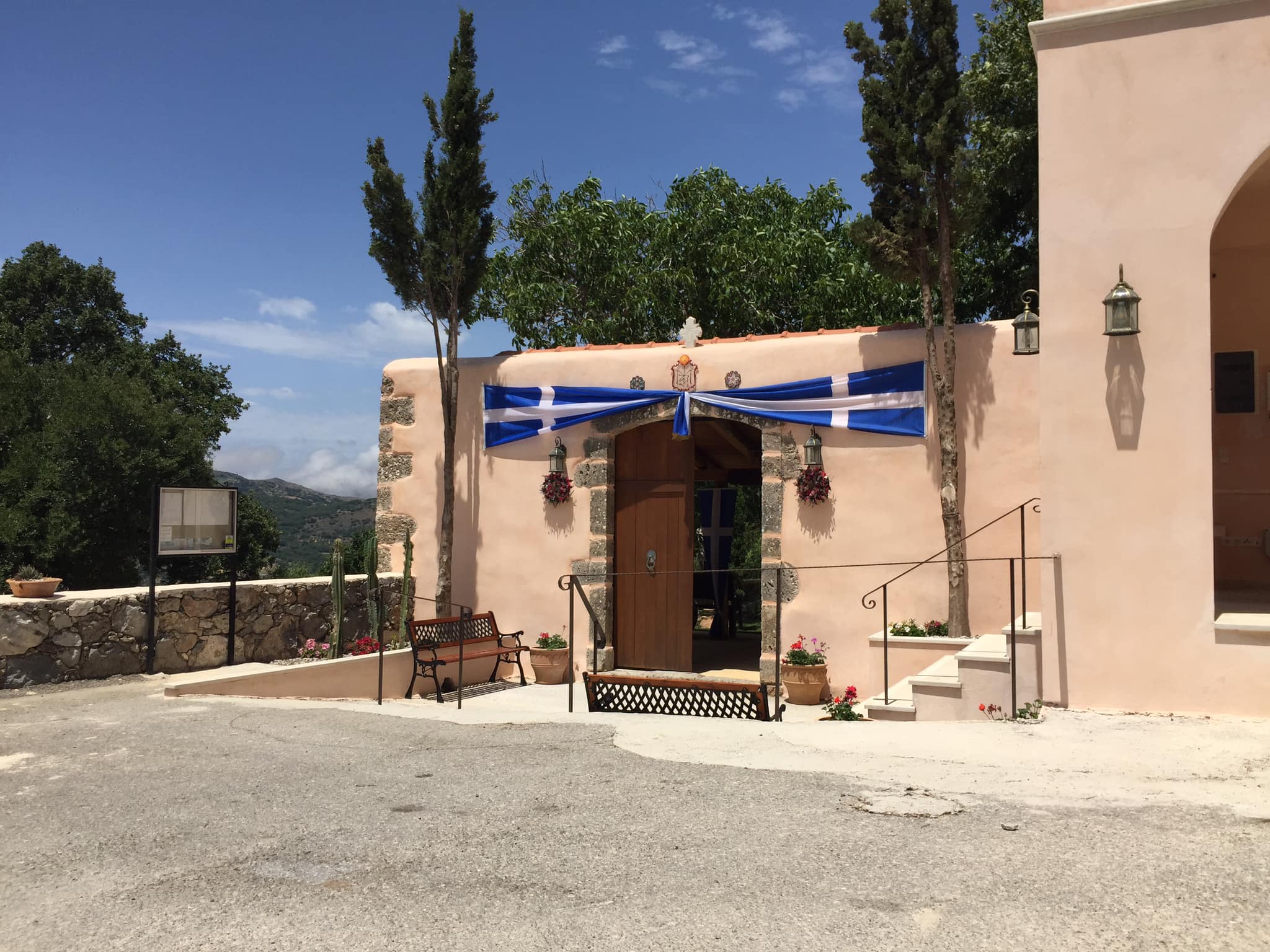 Μοναστήρι του Αγίου Πνεύματος. – ΚΙΣΣΟΣ ΡΕΘΥΜΝΟΥ